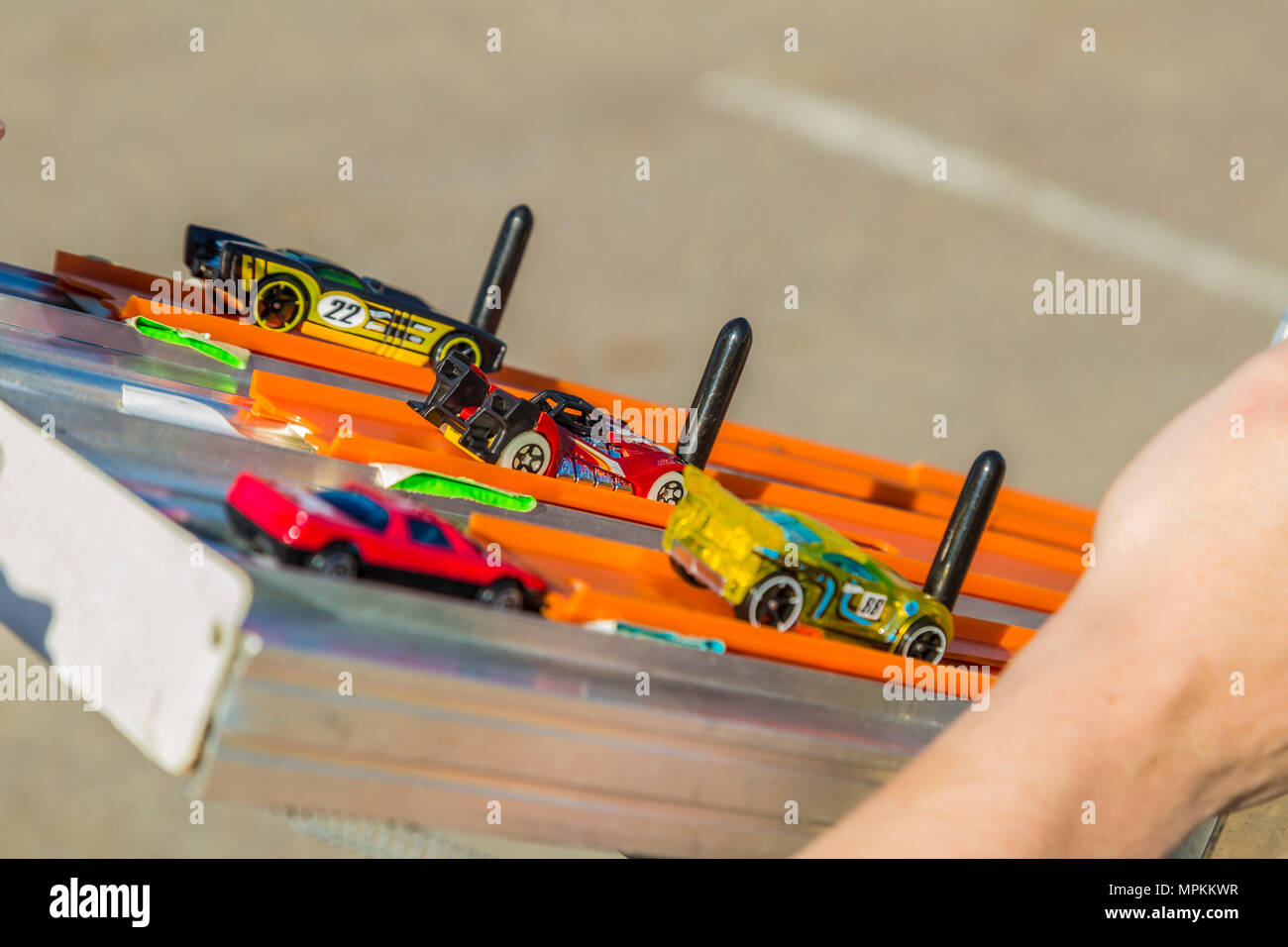 Hot Wheels Electric Race Track