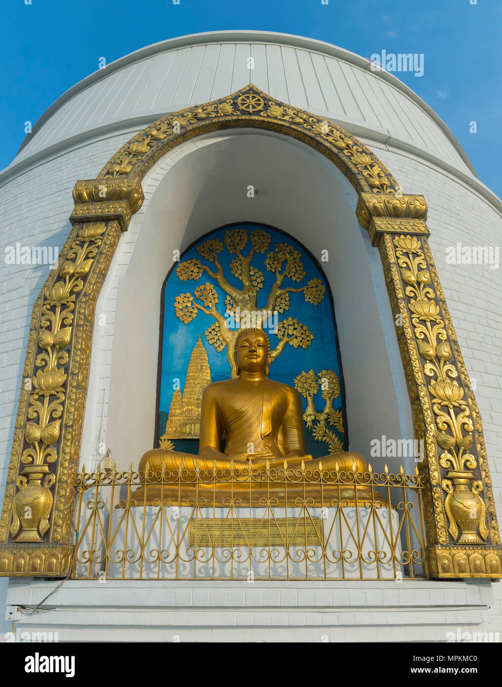 Buddha representation, World Peace pagoda, Japanese Buddhist Temple ...