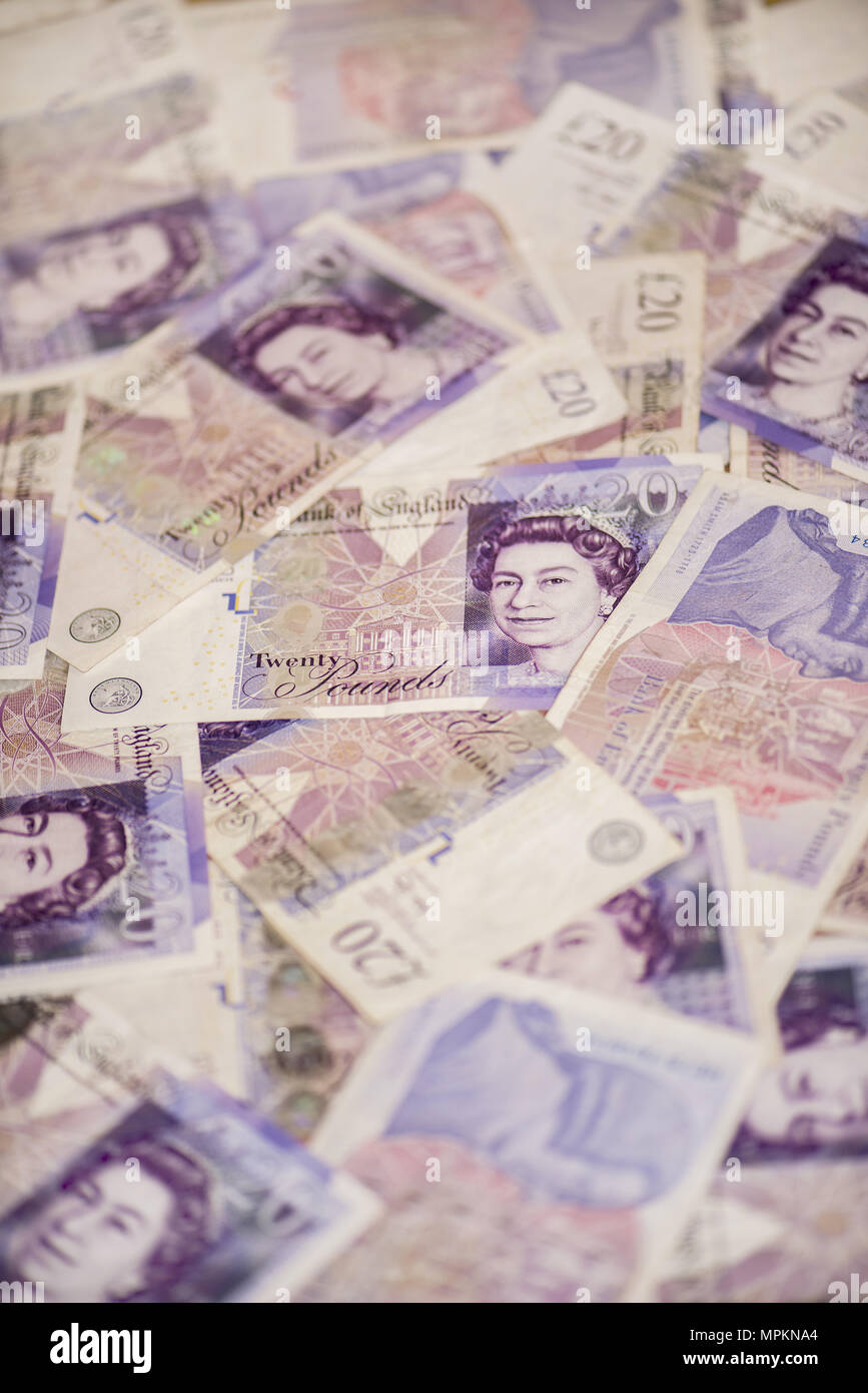 20 pound sterling notes background Stock Photo - Alamy