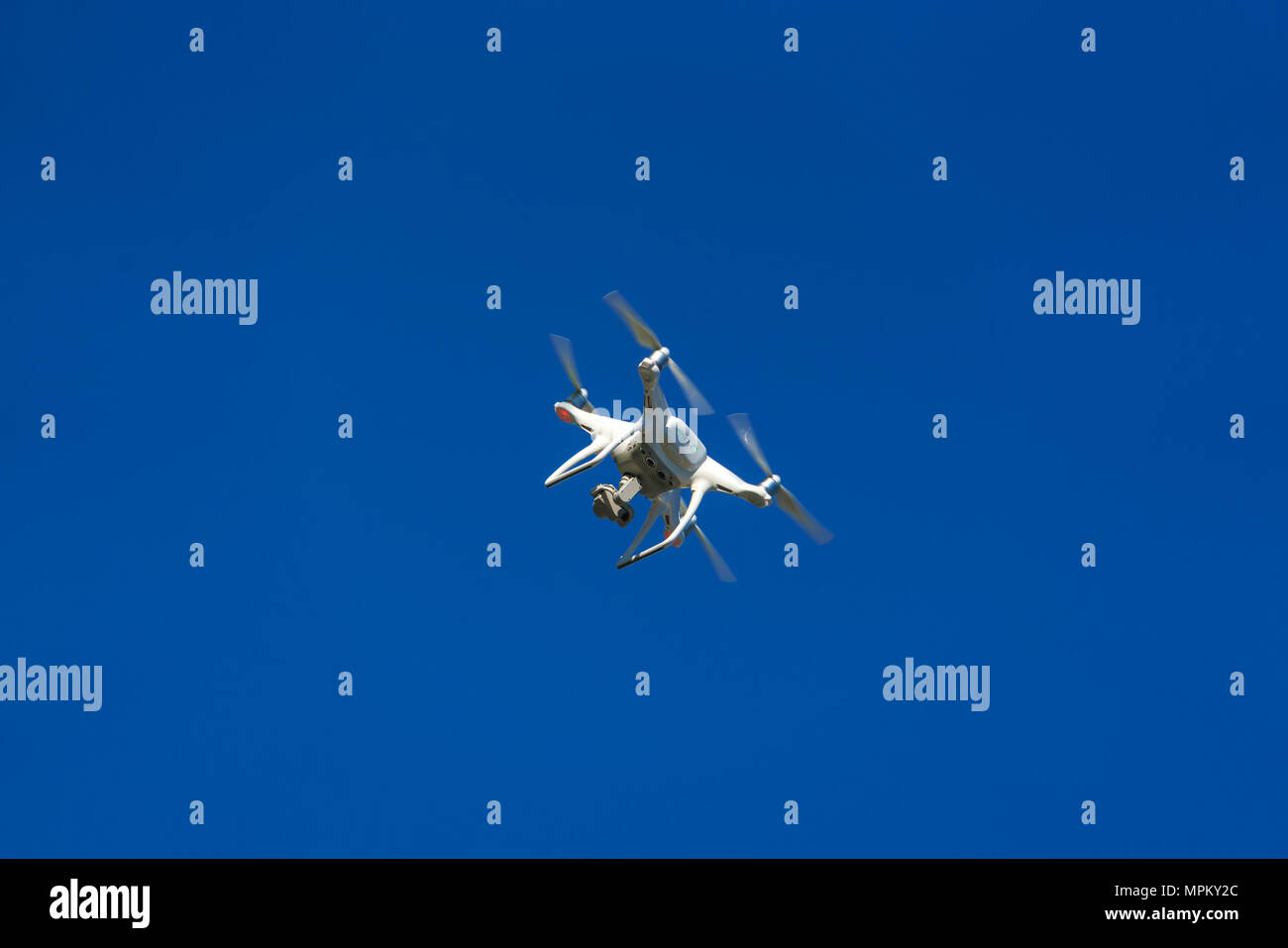Flying copter hi-res stock photography and images - Alamy