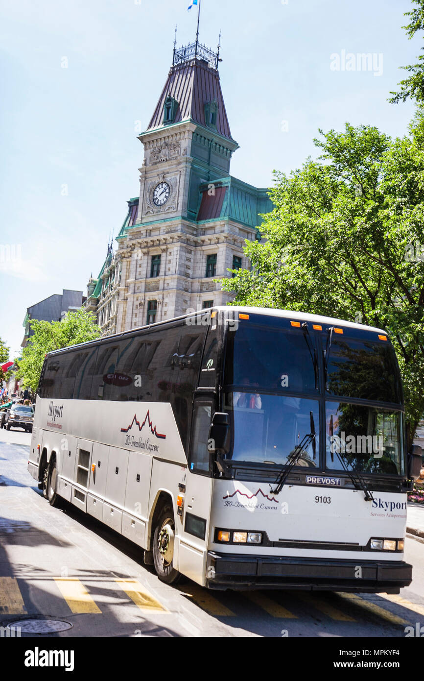 Canadian bus tour hi-res stock photography and images - Alamy