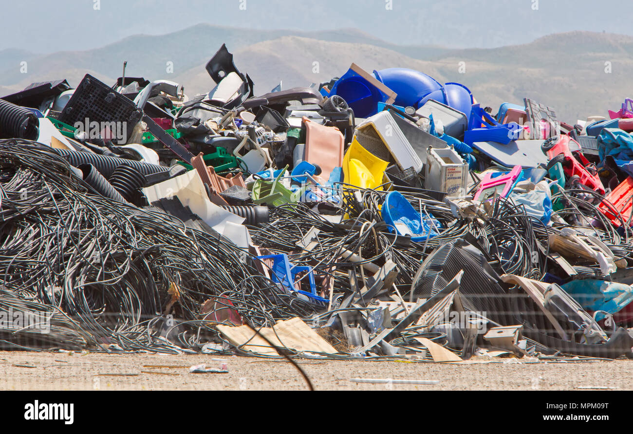 Items landfill waste hi-res stock photography and images - Alamy