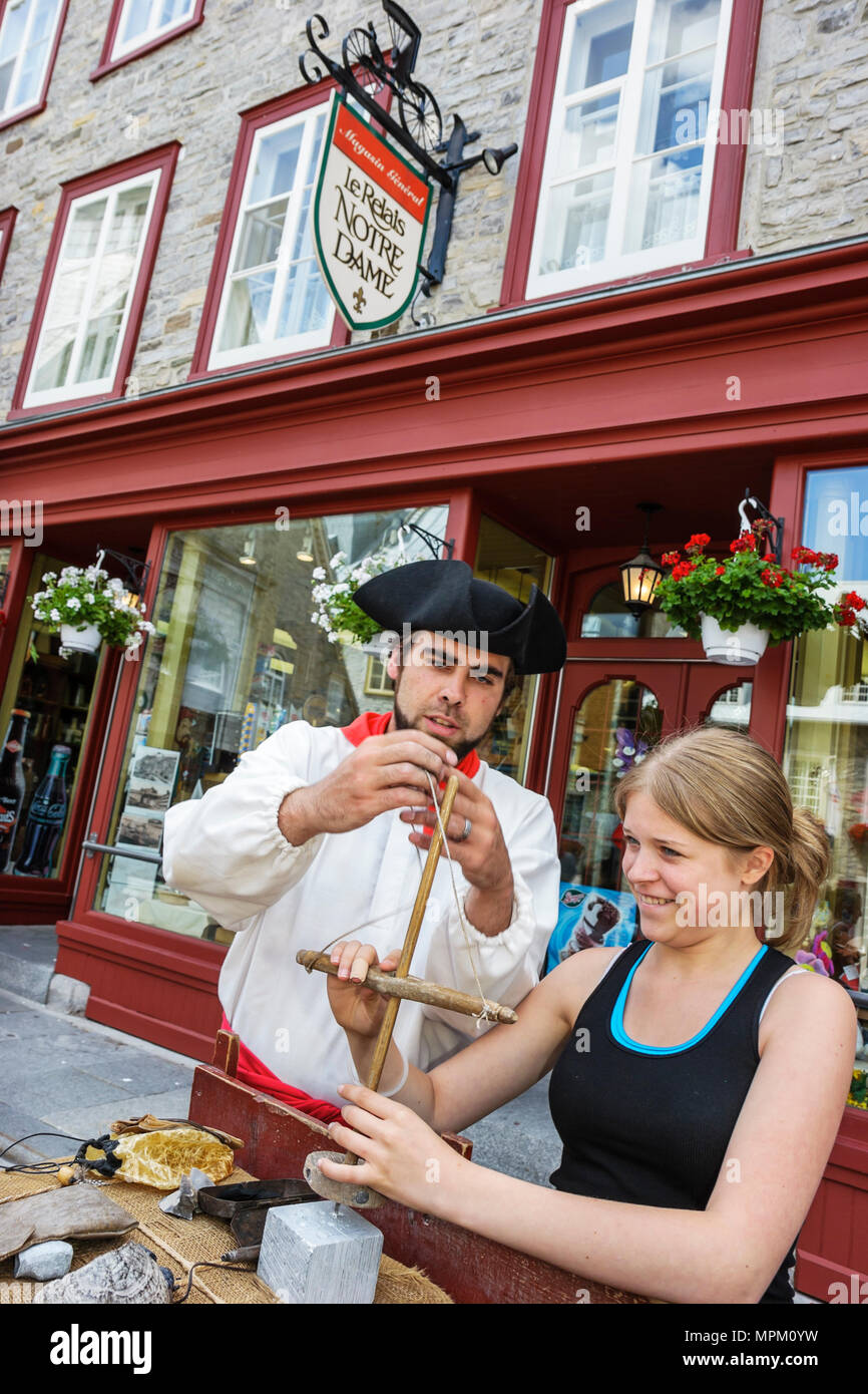 Colonial children play hi-res stock photography and images - Alamy