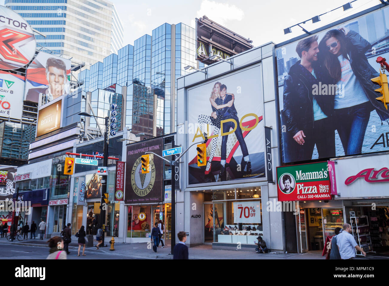 Yonge Street Sign In Downtown Stock Photos & Yonge Street Sign In ...