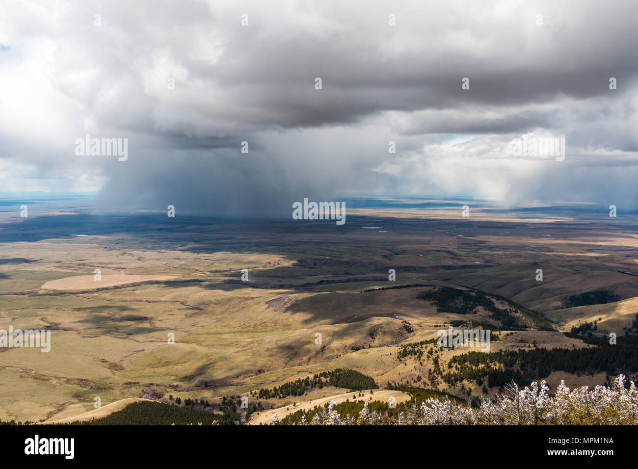 Sweetgrass hills montana hi-res stock photography and images - Alamy