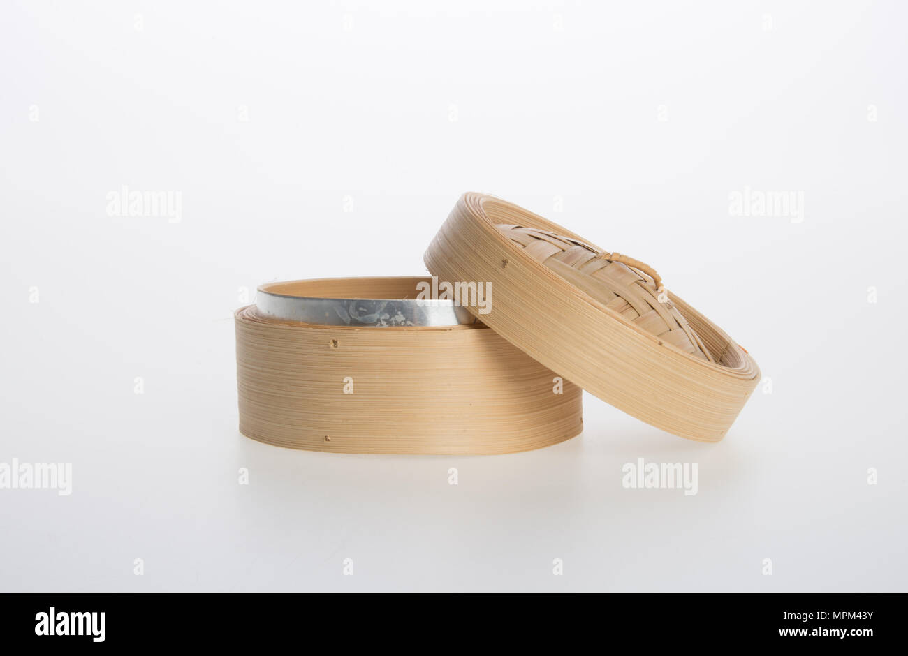 Chinese Bamboo Steamed or Bamboo Steamed for dimsum on background Stock ...