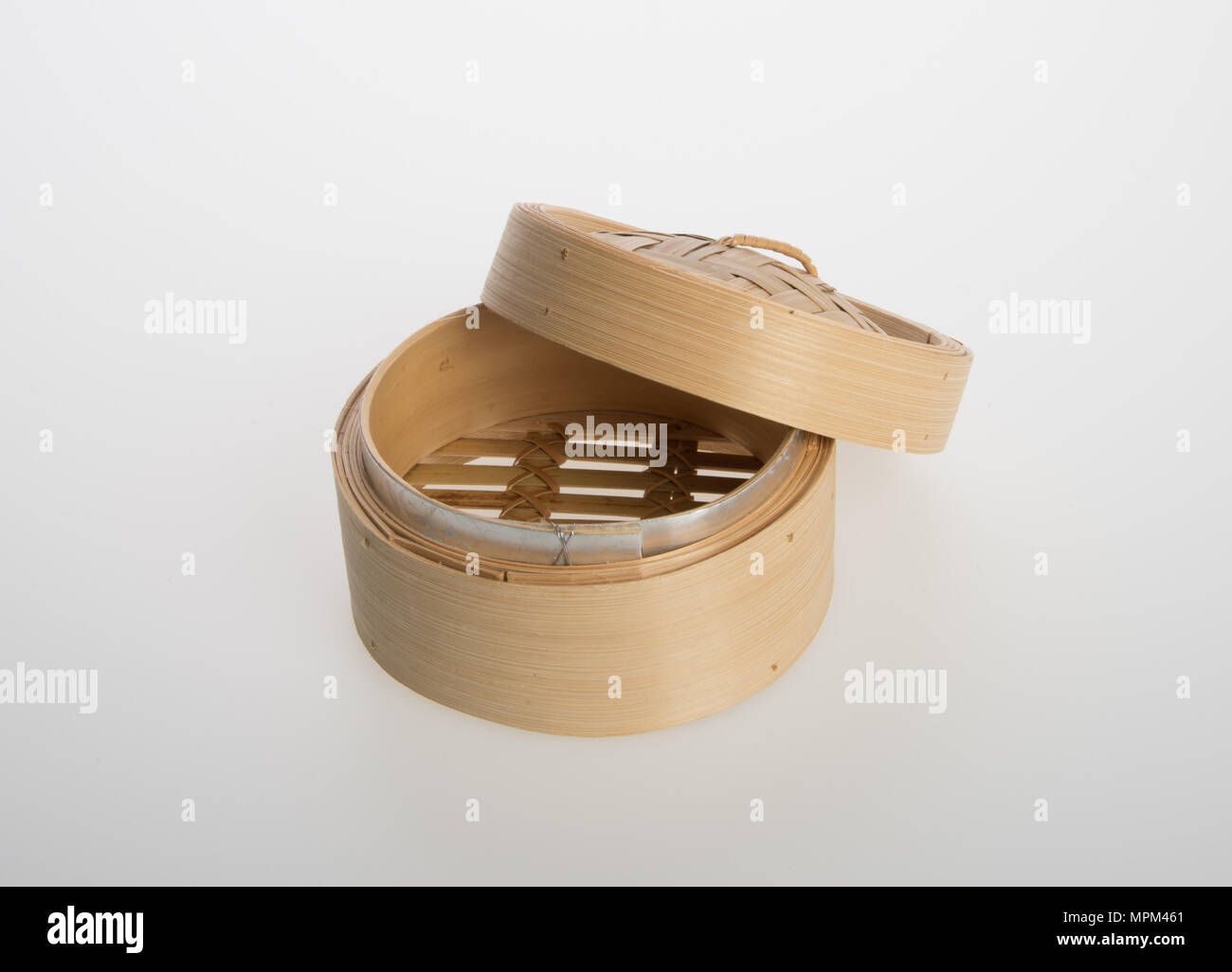 Chinese Bamboo Steamed or Bamboo Steamed for dimsum on background Stock ...