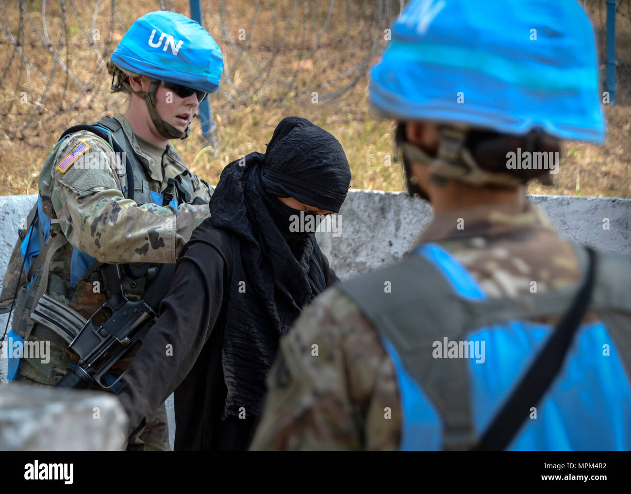 Hawaii a soldier from the 57th military police company hi-res stock ...