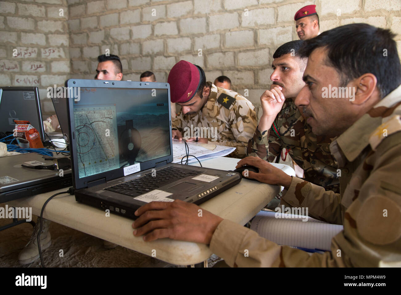 Deployed virtual training environment hi-res stock photography and ...
