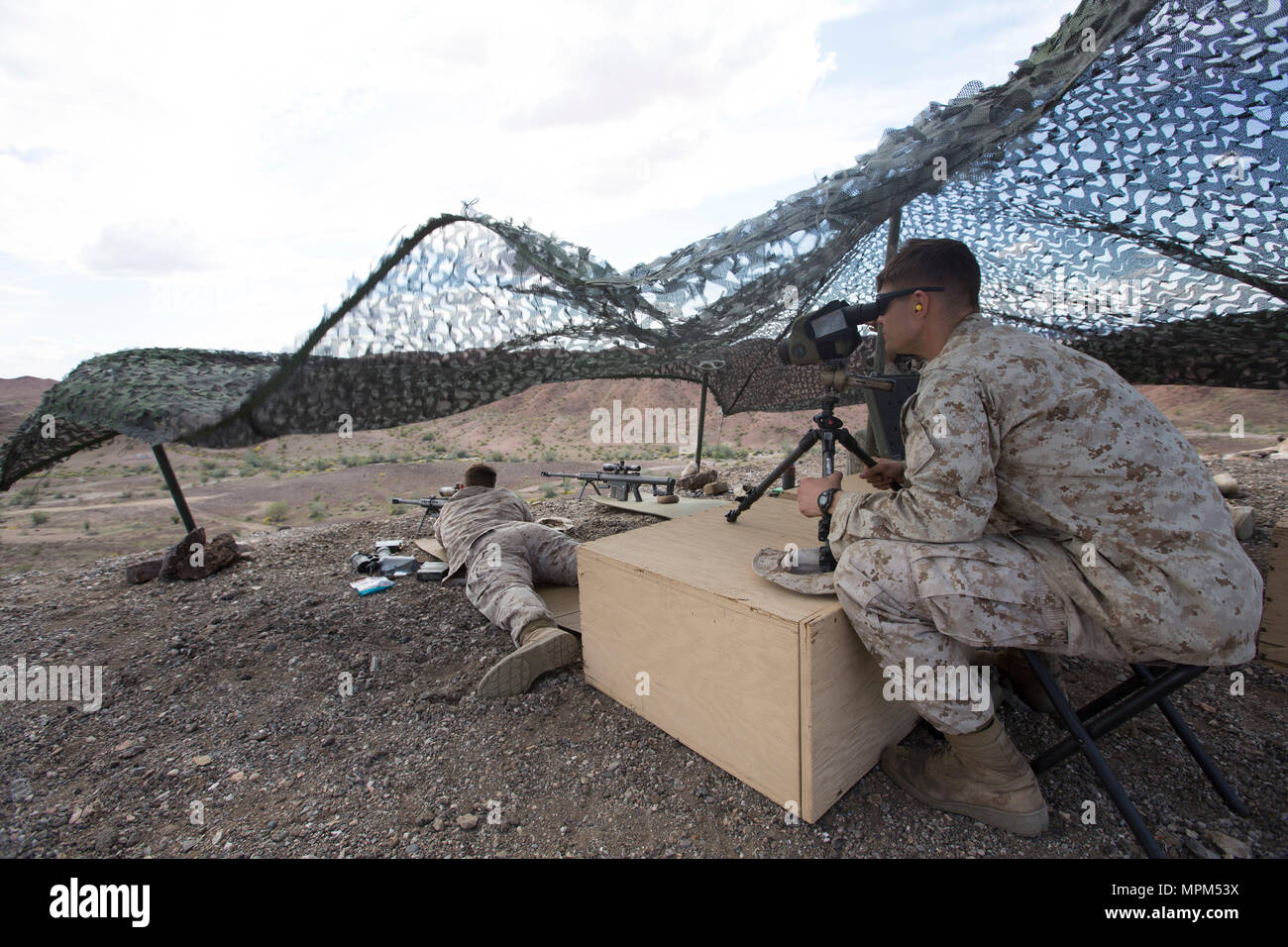 U.S. Marines from Weapons Company, 2nd Battalion, 6th Marine Regiment ...