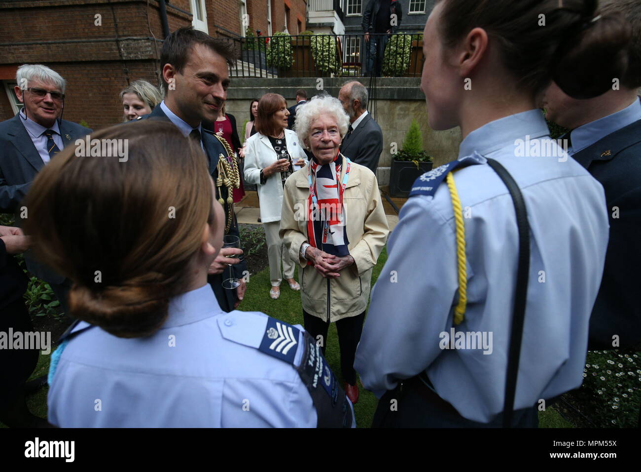 Mary ellis raf hi-res stock photography and images - Alamy