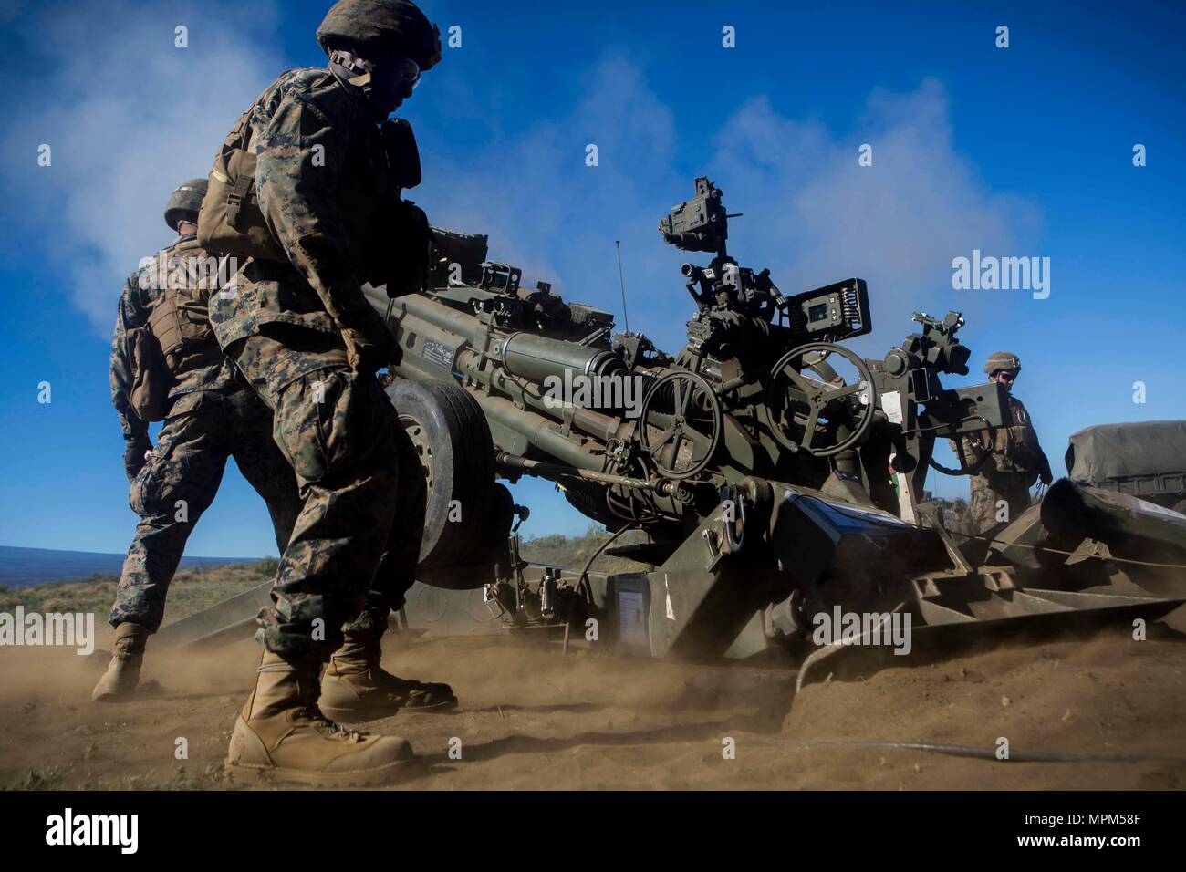 U.S. Marines with 1st Battalion, 12th Marine Regiment, Bravo Battery ...