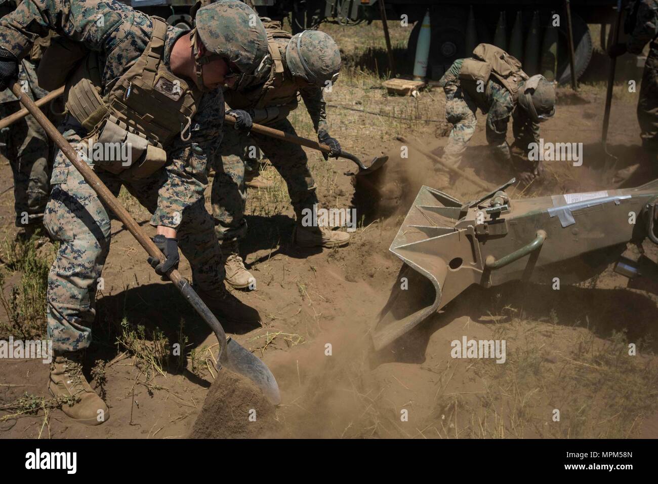 U.S. Marines assigned to Bravo Battery, 1st Battalion, 12th Marine ...