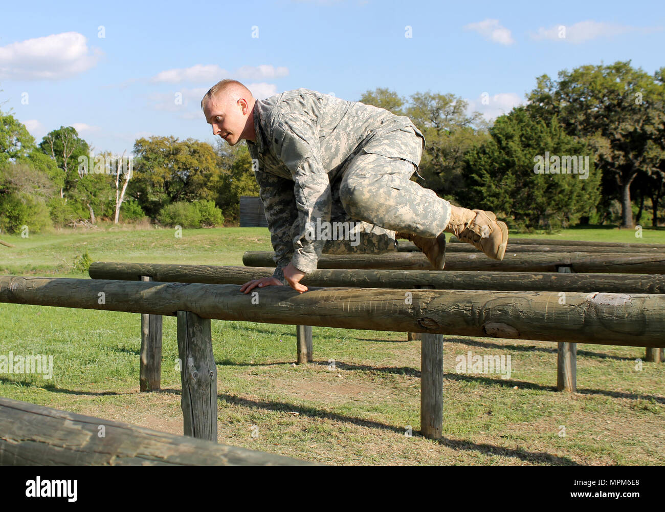 Army Reserve Sgt. Ryan Pritchett, a Wilmore, Ken. native and drill ...