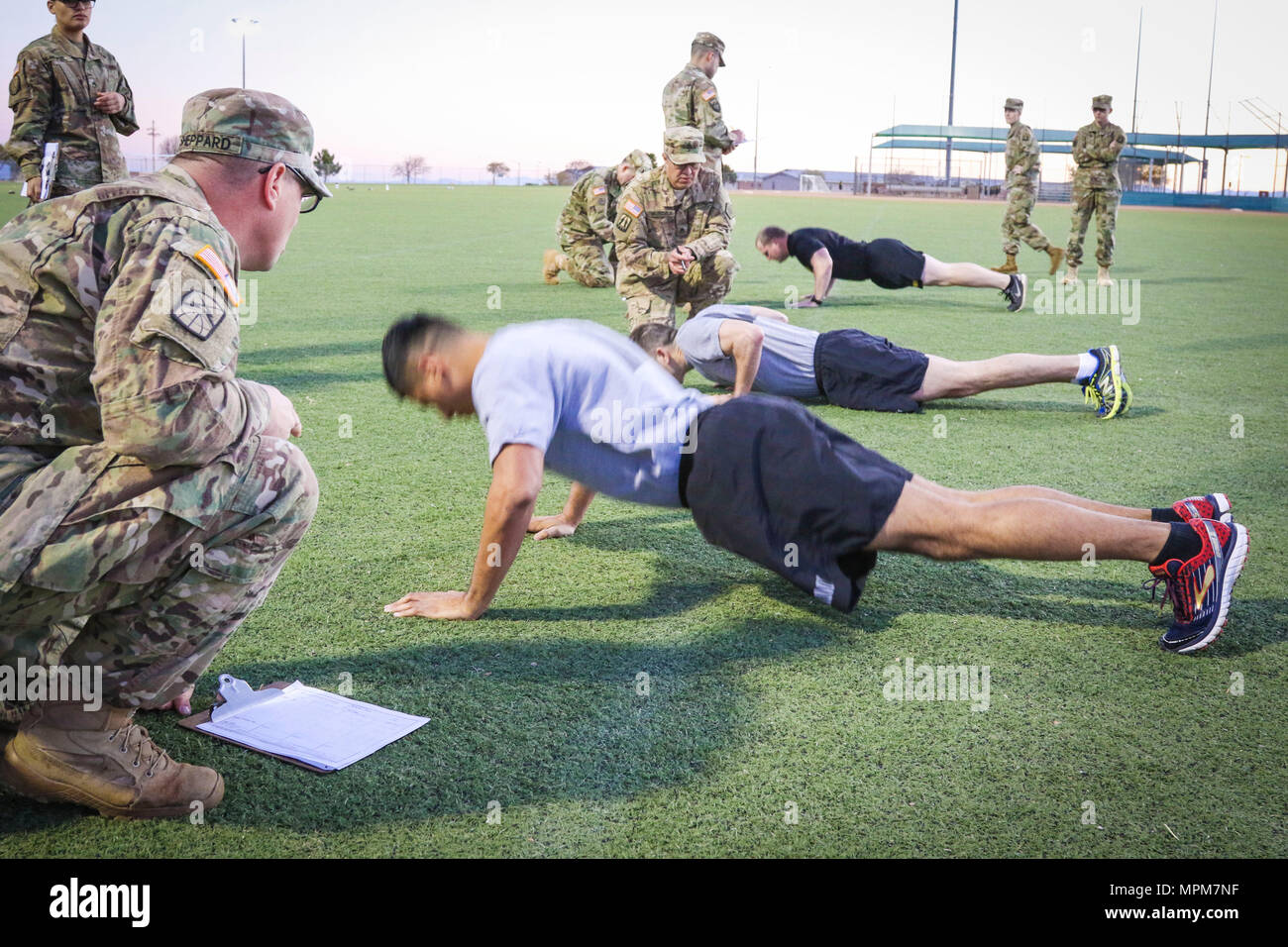 98th expeditionary signal battalion hi-res stock photography and images ...