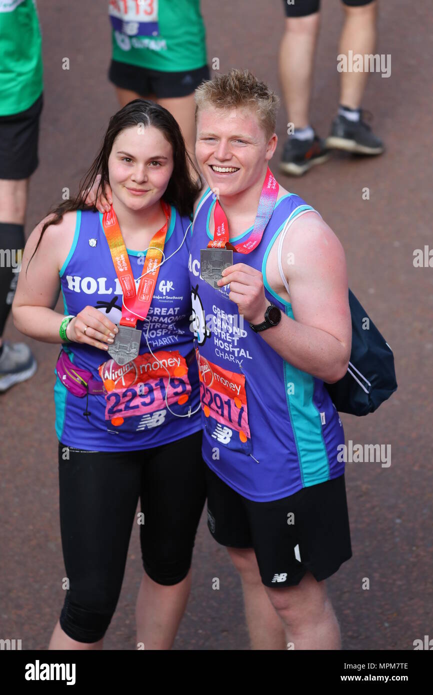 Holly Ramsay's Instagram, Twitter & Facebook on IDCrawl