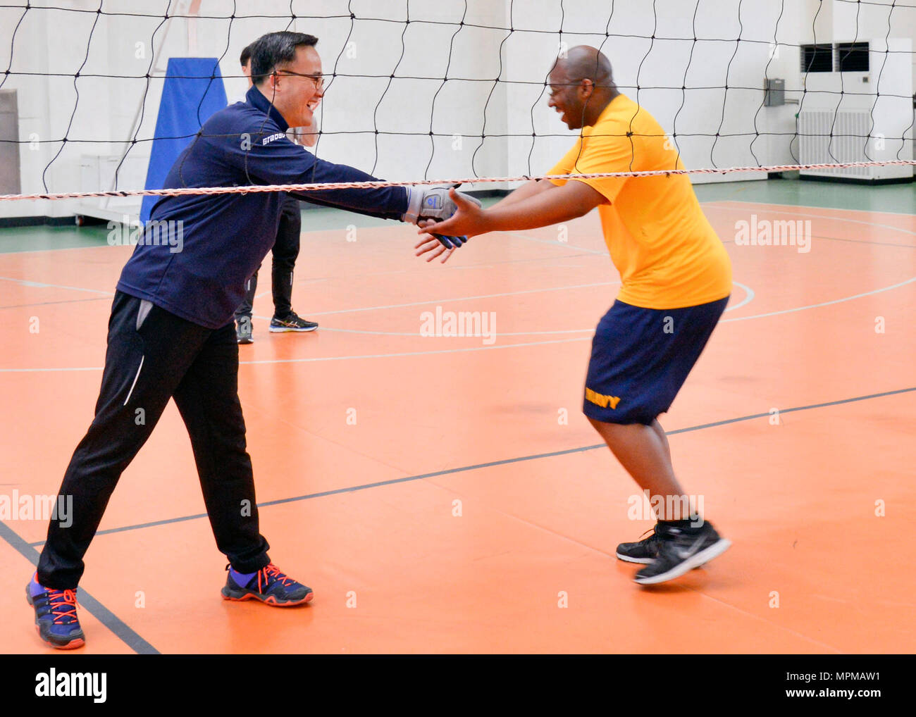 170329-N-NP779-076 BUSAN, Republic of Korea (March 29, 2017) U.S. Navy ...