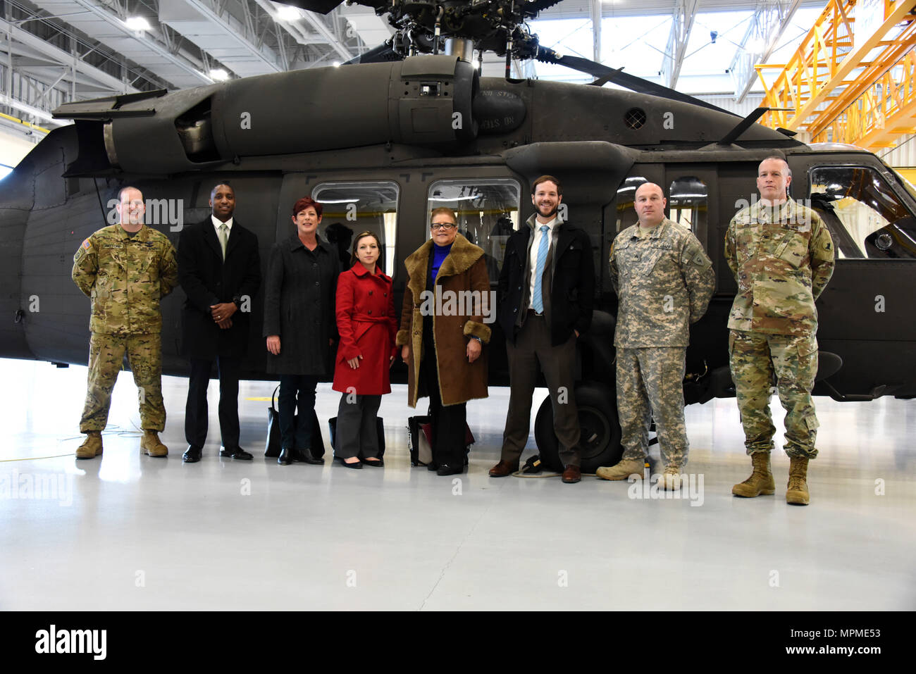 Army Aviation Support Facility, Del.- Distinguished guests of the ...