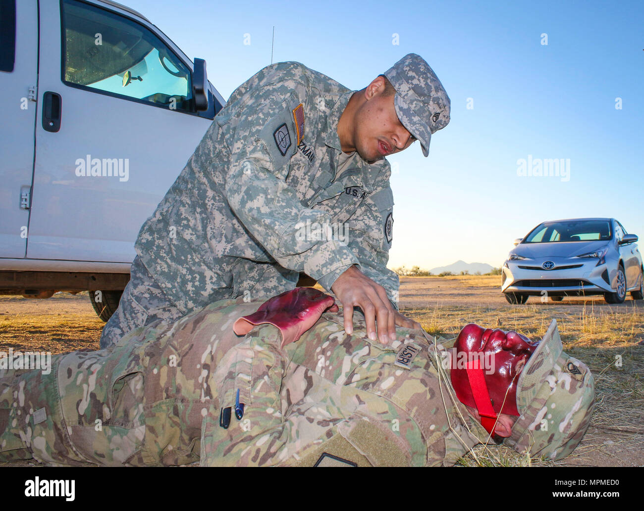 98th expeditionary signal battalion hi-res stock photography and images ...