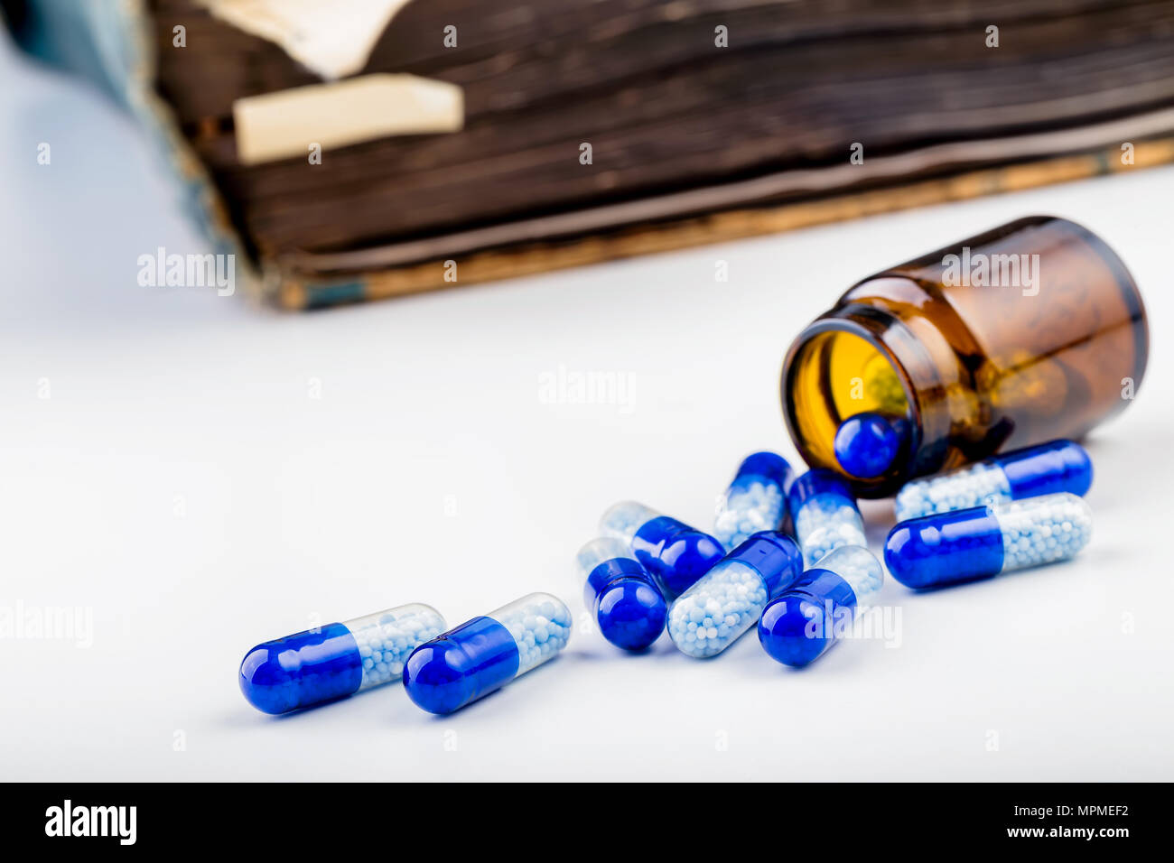 Blue pills old hi-res stock photography and images - Alamy