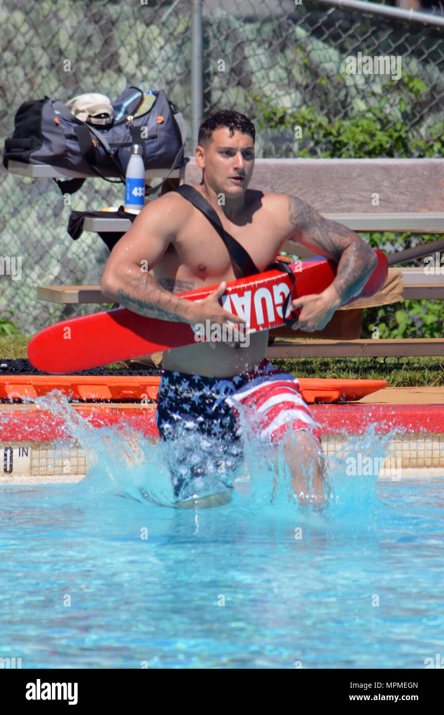 Lifeguard certification hi-res stock photography and images - Alamy