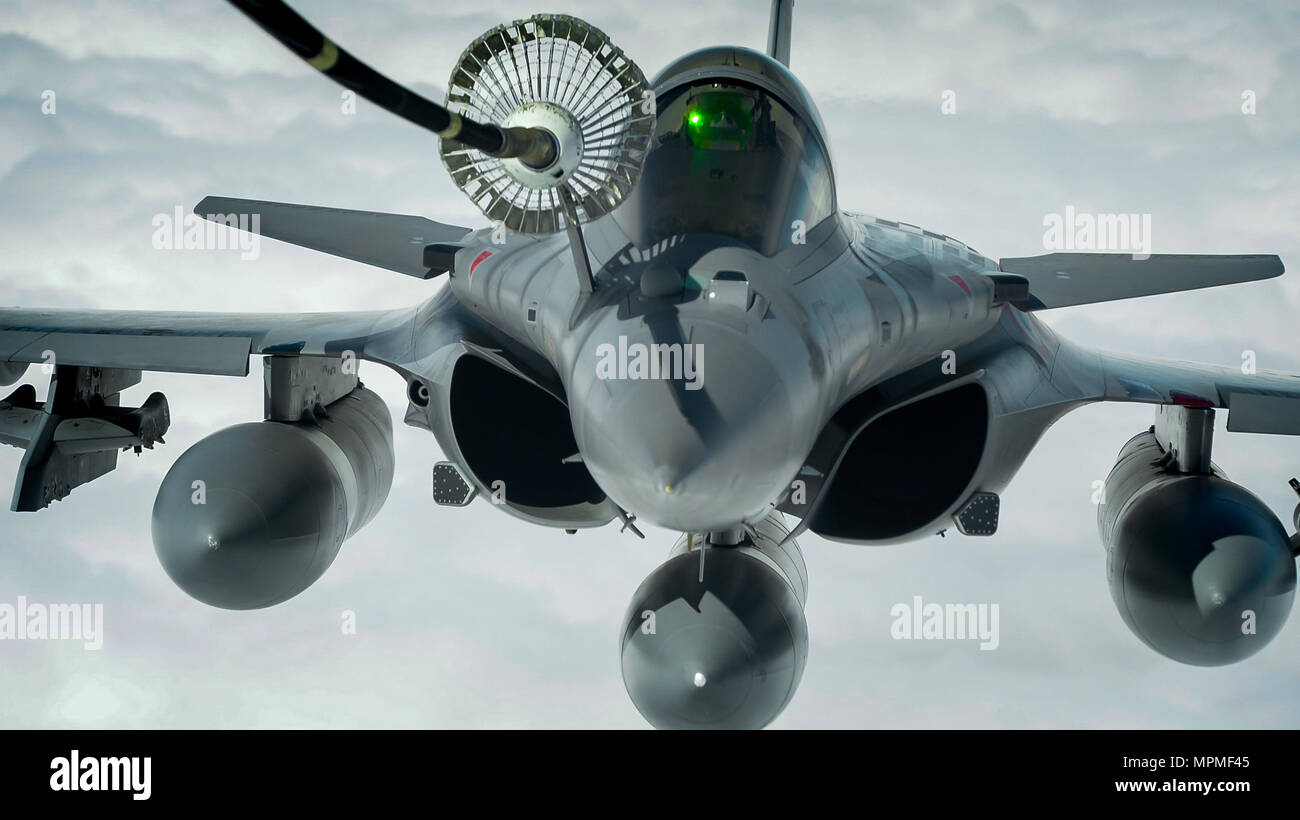 Rafale weapons hi-res stock photography and images - Alamy