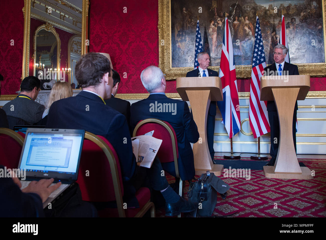 Press conference lancaster house hi-res stock photography and images ...