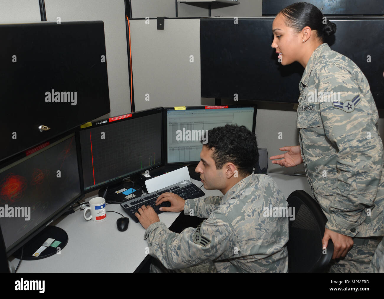 453 ews hi-res stock photography and images - Alamy