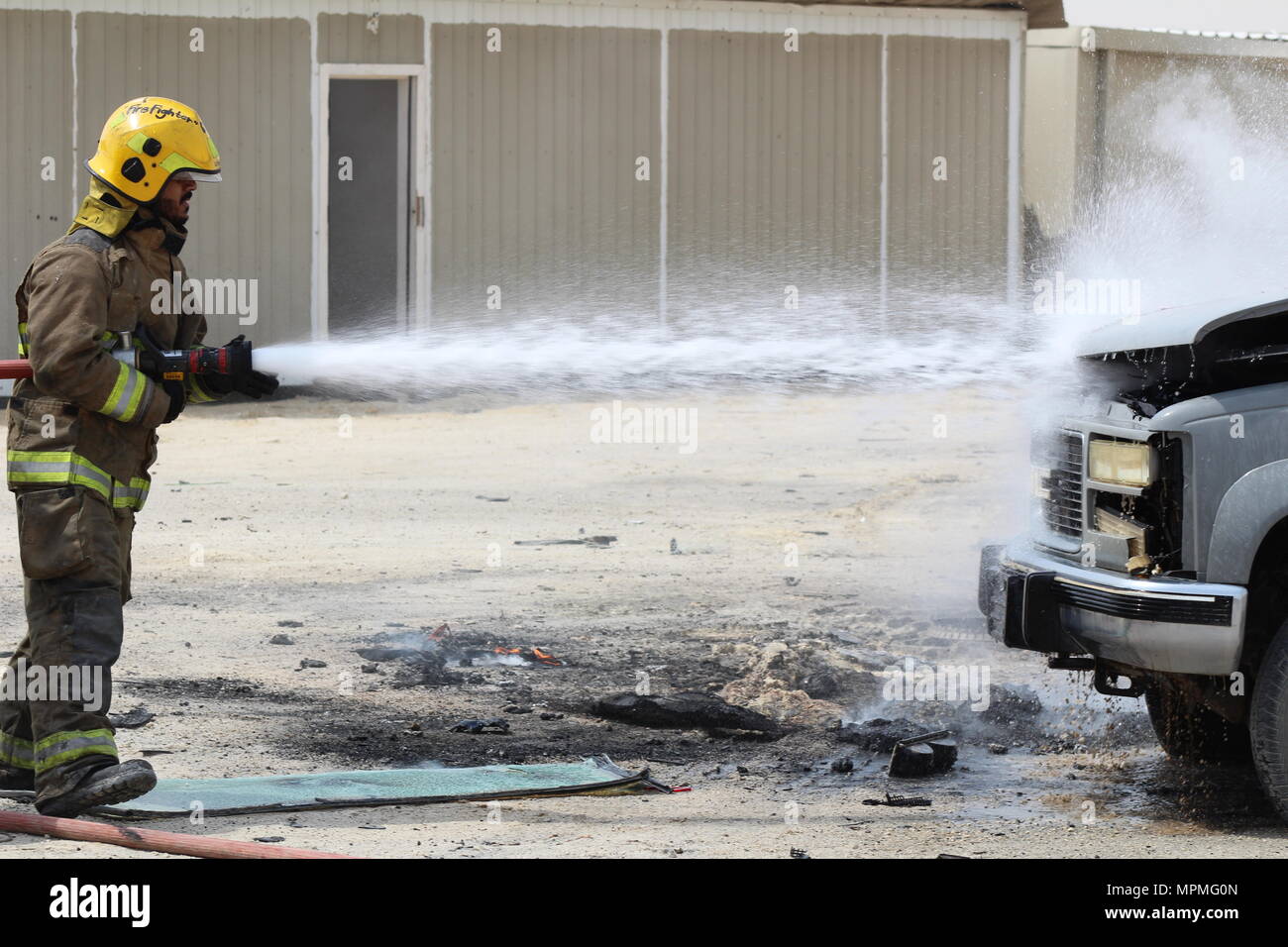 Civilian and military personnel from Kuwait, Saudi Arabia and the U.S ...