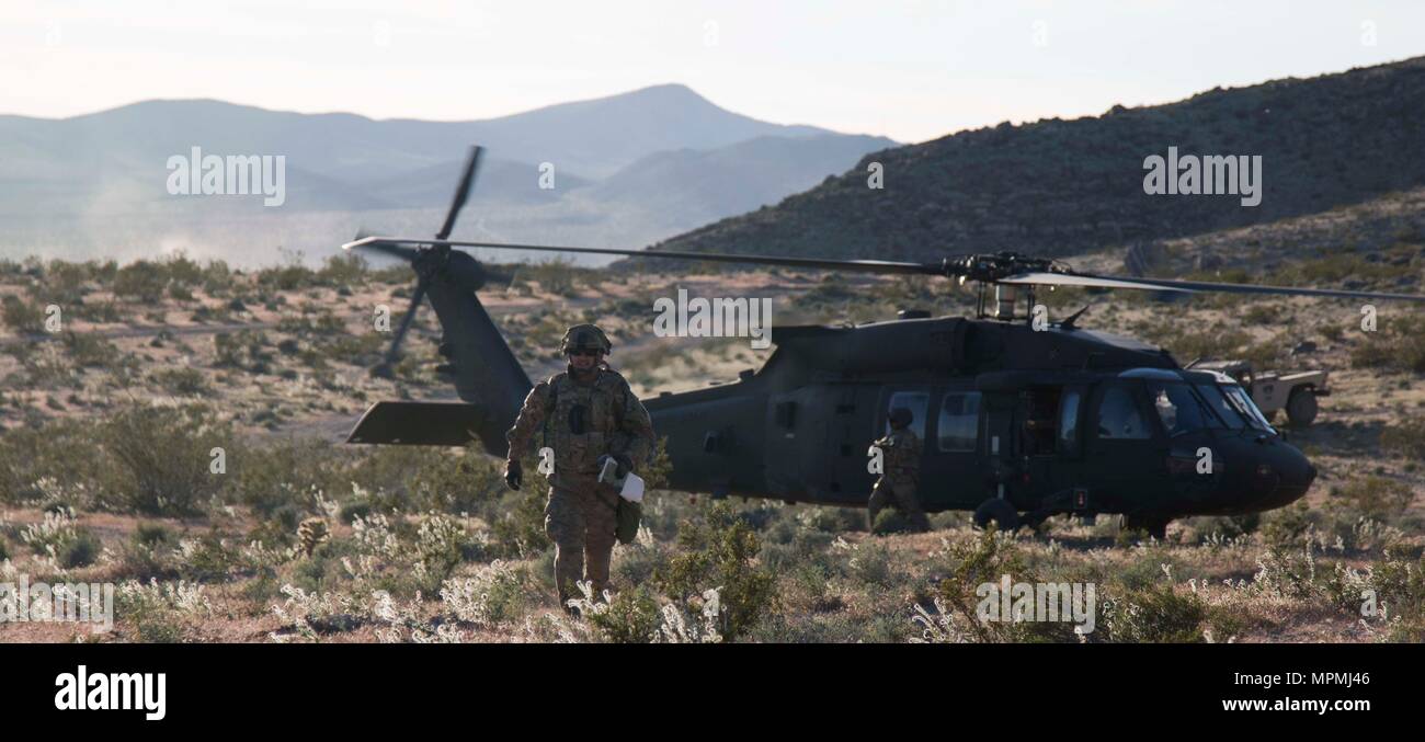 A Soldier With The 1st Armored Brigade Combat Team Stock Photos & A ...