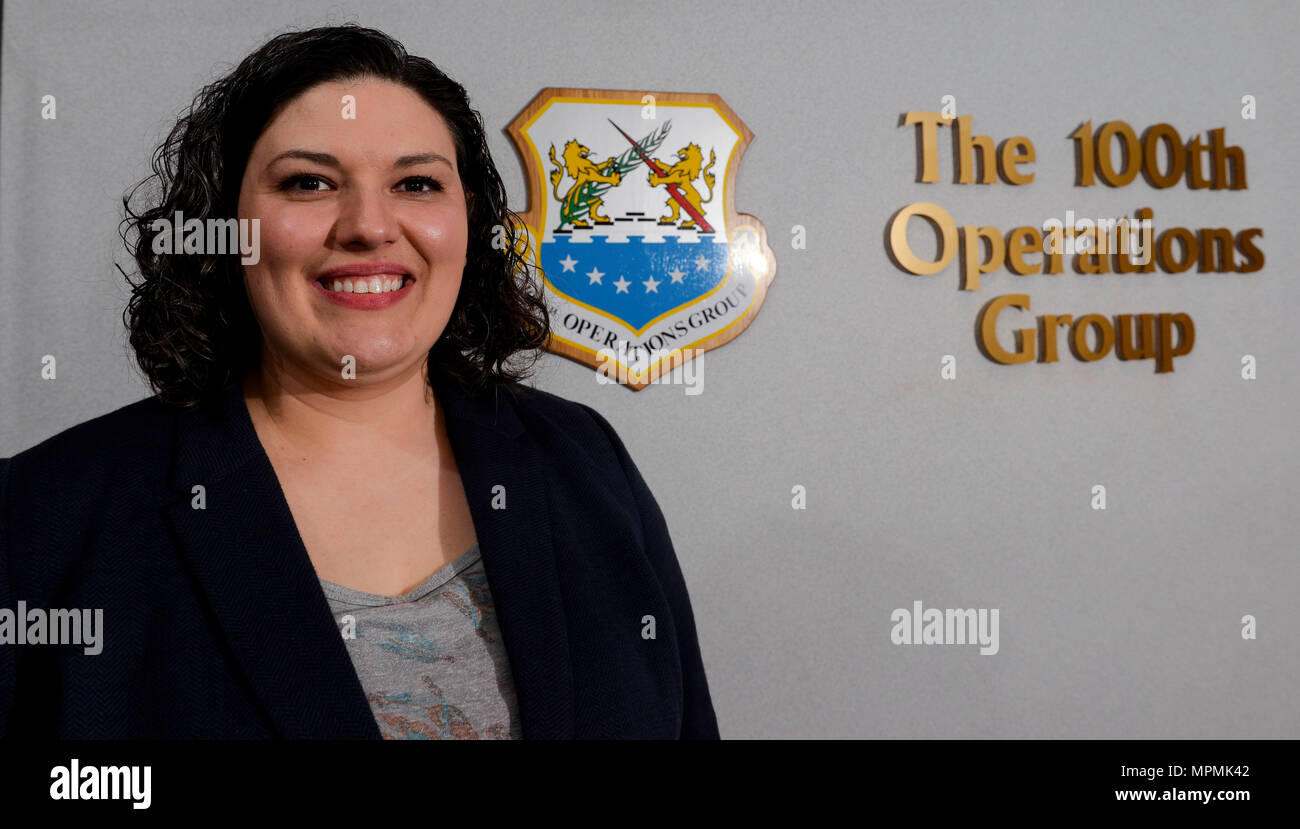 Amanda Holien, wife of U.S. Air Force Capt. David Holien, 100th ...