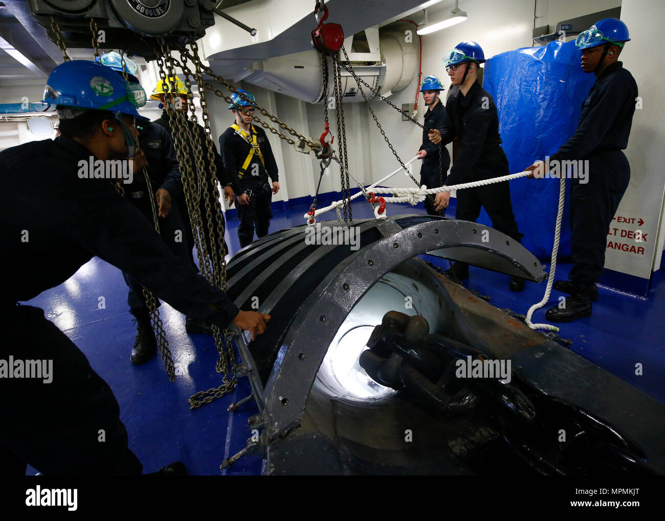 Hawse pipe hi-res stock photography and images - Alamy