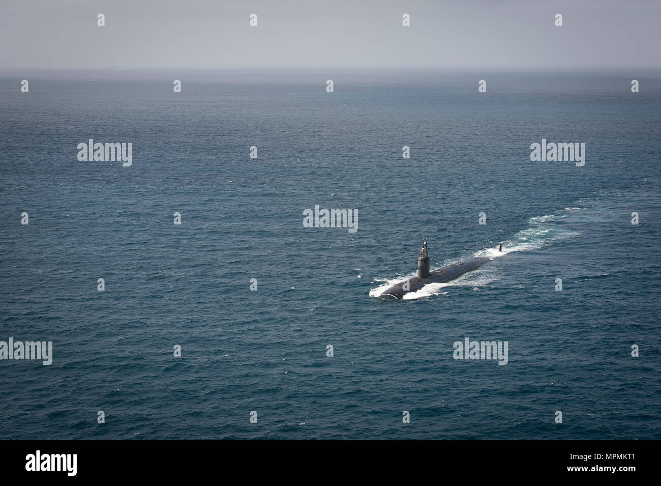 The Los Angeles-class fast attack submarine USS Pasadena (SSN 752 ...