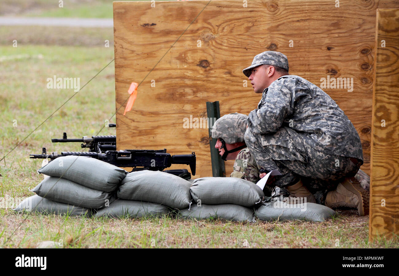 A Florida National Guard Solider with the 2nd Battalion, 124th Infantry ...