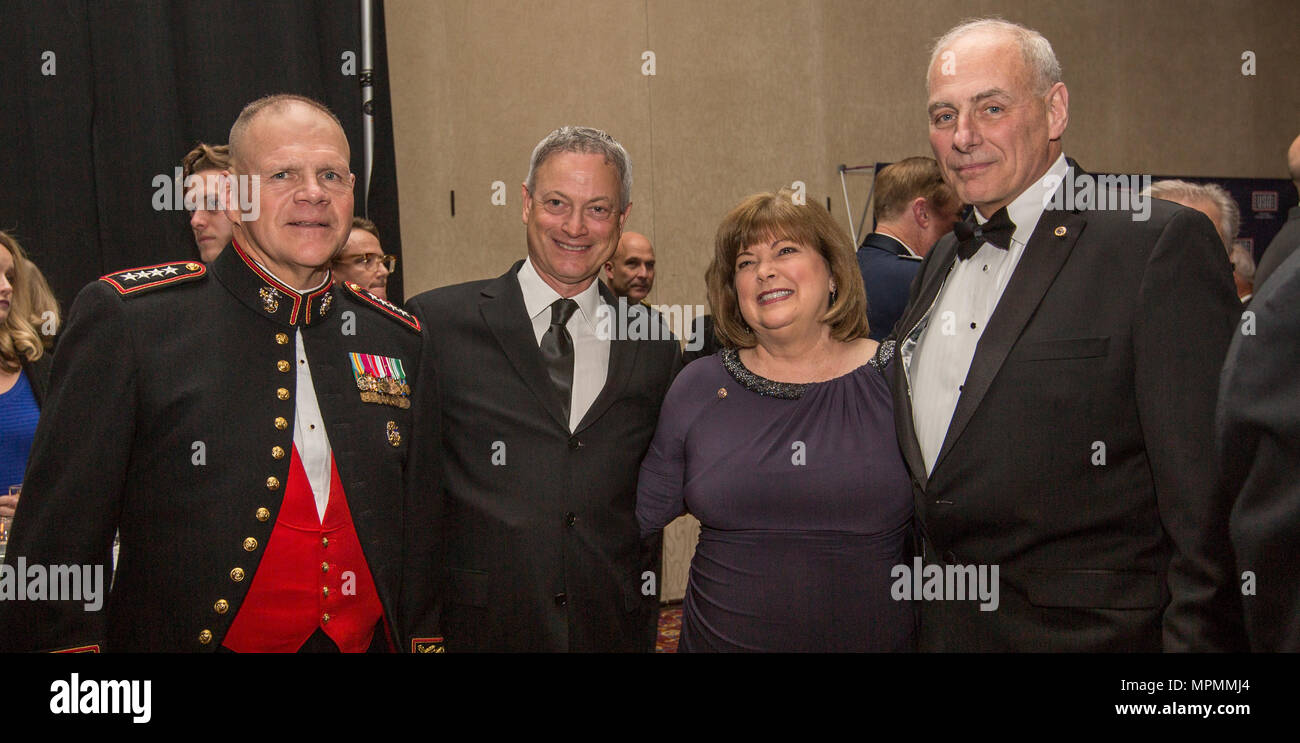 Kelly kelly wwe hi-res stock photography and images - Alamy