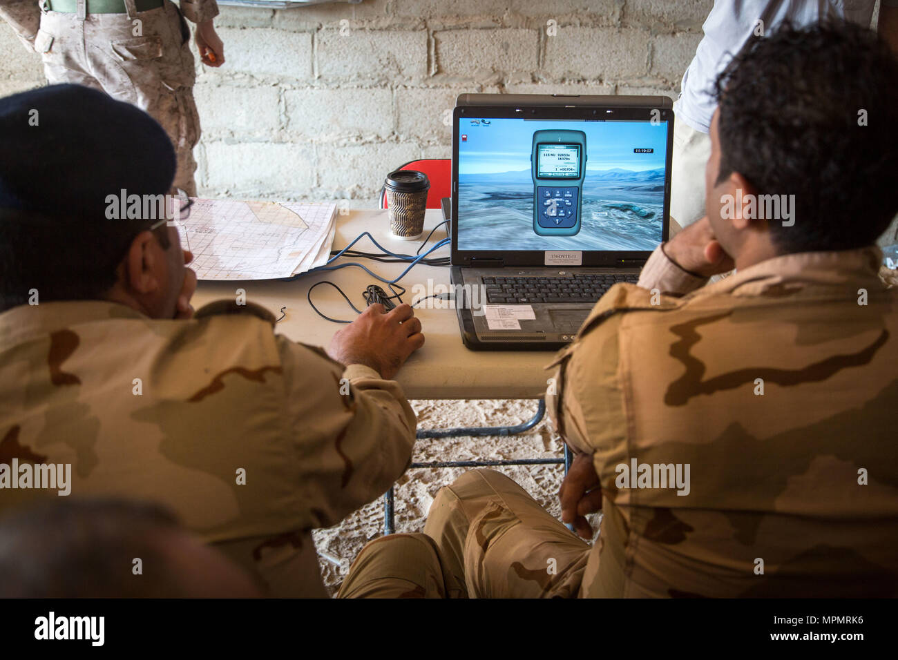 Artillery isf hi-res stock photography and images - Alamy