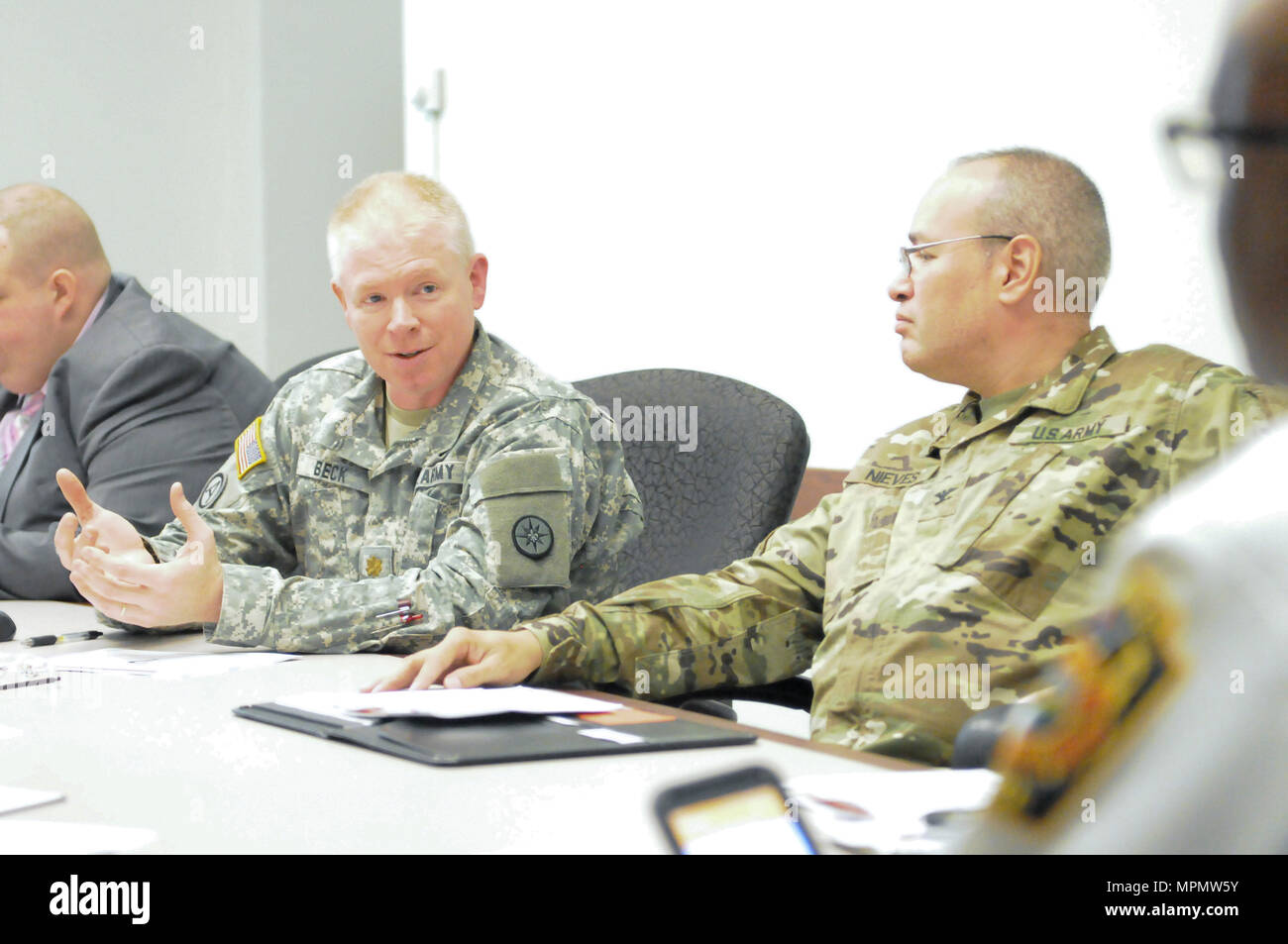 James beck army hi-res stock photography and images - Alamy