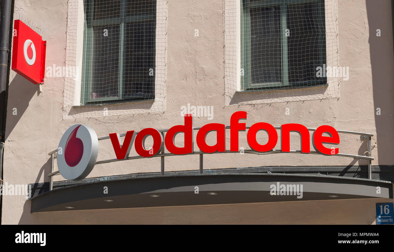 Vodafone icon logo hi-res stock photography and images - Alamy