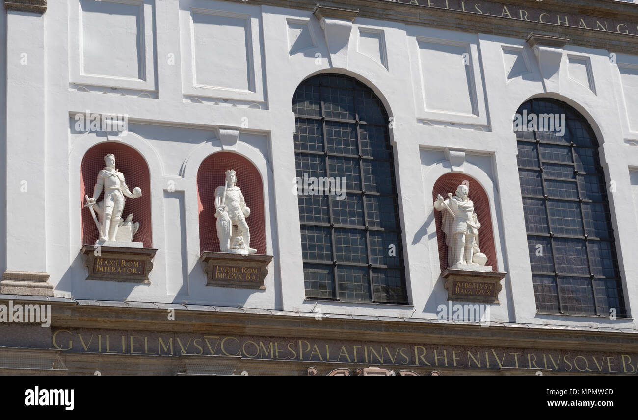 Bronze statues of former nobles and rulers of Bavaria Maximilian ...