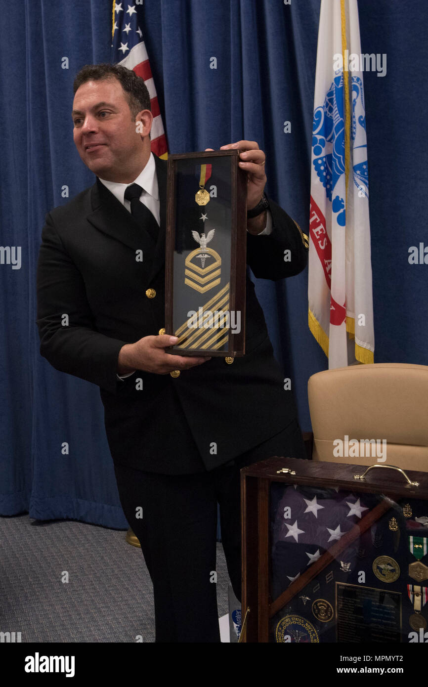 170331-N-UX013-377 PORTSMOUTH, Va. (March 31, 2017)-Senior Chief ...