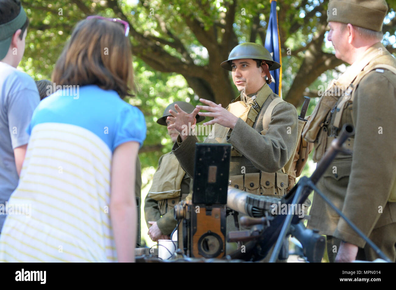 Texas Military Forces Museum World War I re-enactors speak to gathering ...
