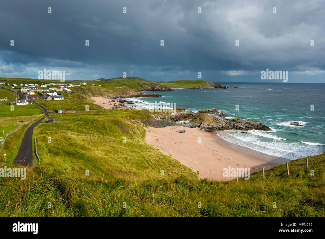 Highland scenery hi-res stock photography and images - Alamy