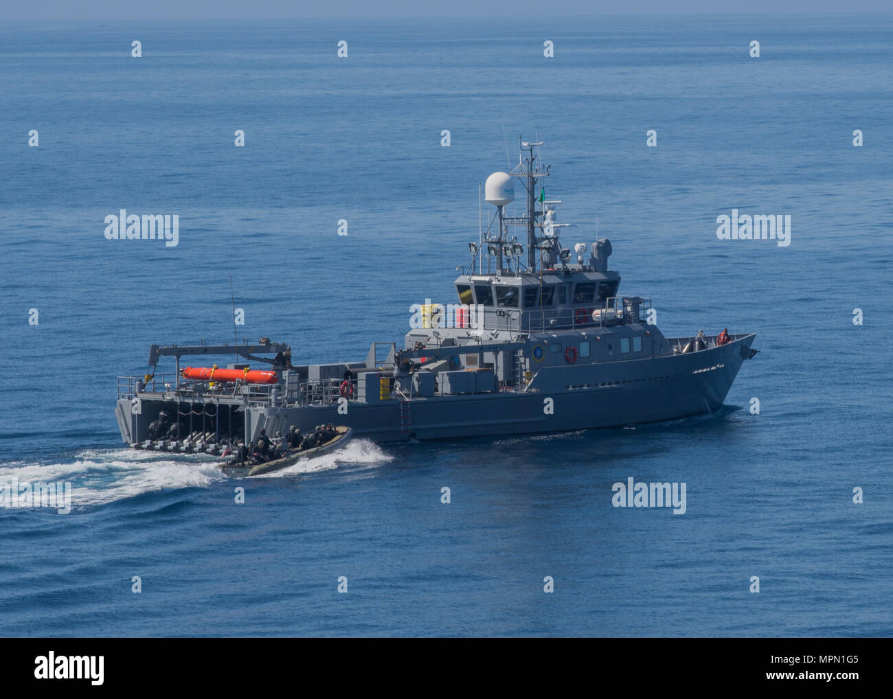 170405-N-MZ078-050 PACIFIC OCEAN (April 5, 2017) Sailors assigned to ...