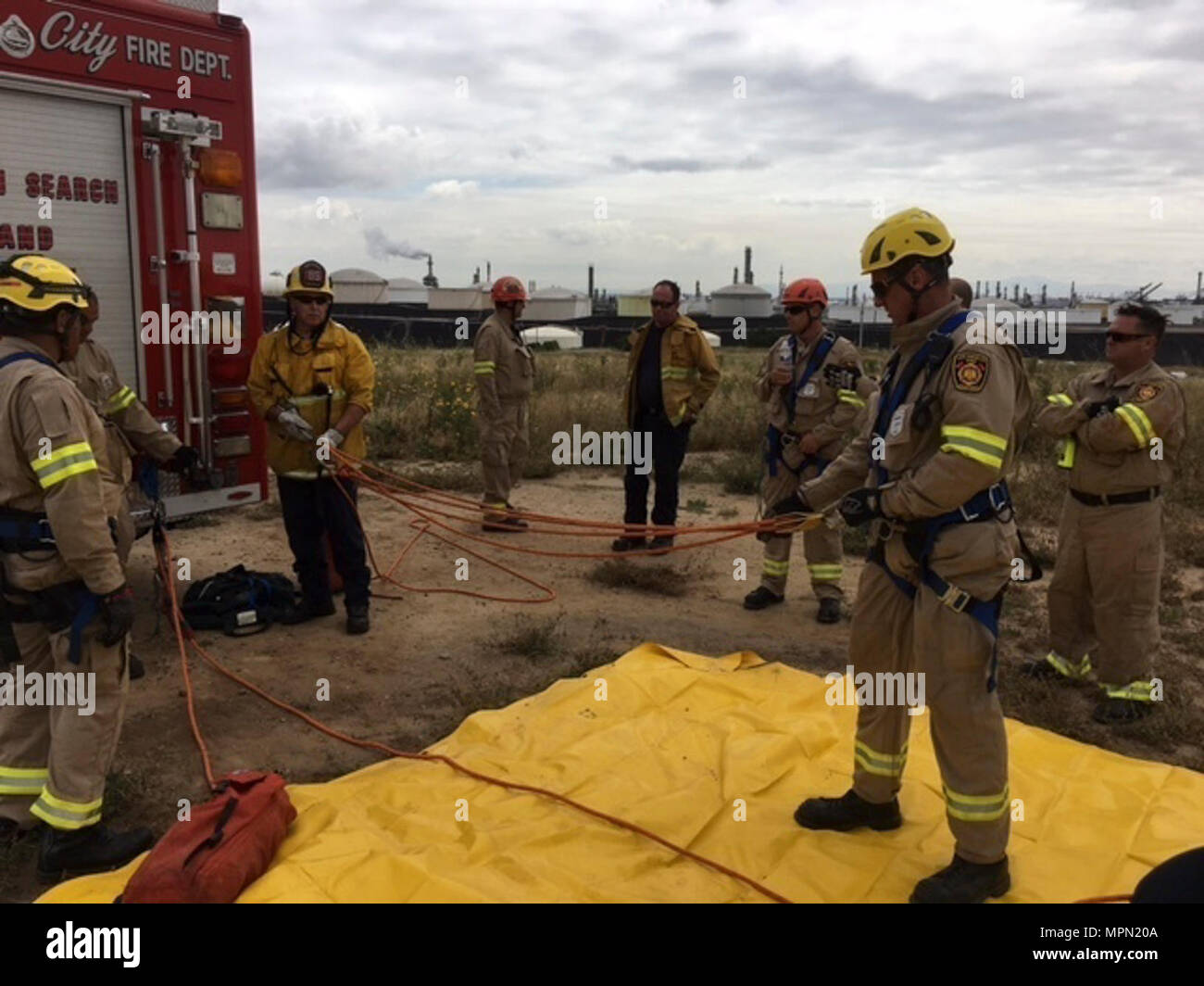 Los Angeles Fire Department rescue line and debrief at DFSP San Pedro ...
