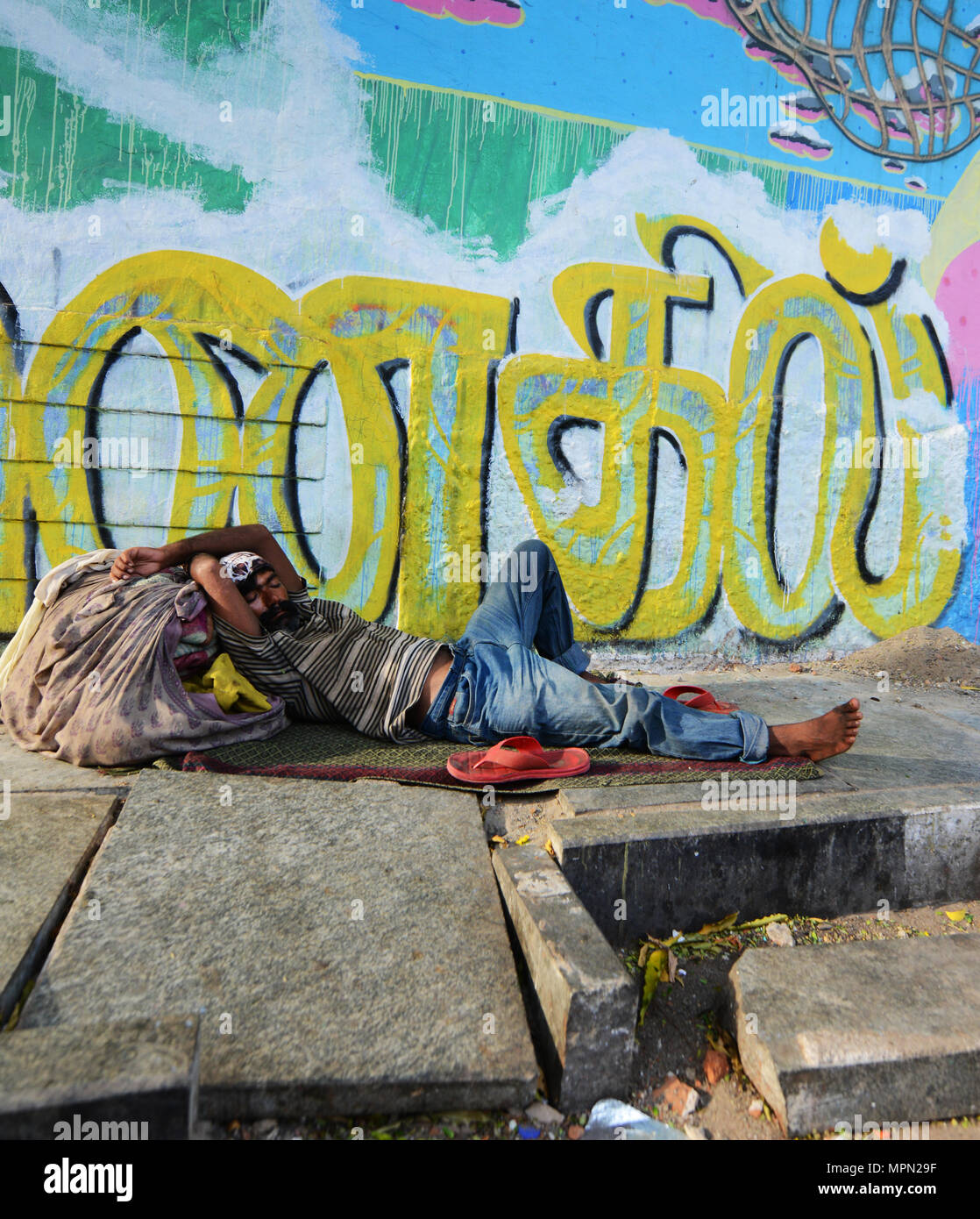 A homeless man in Chennai, India Stock Photo - Alamy
