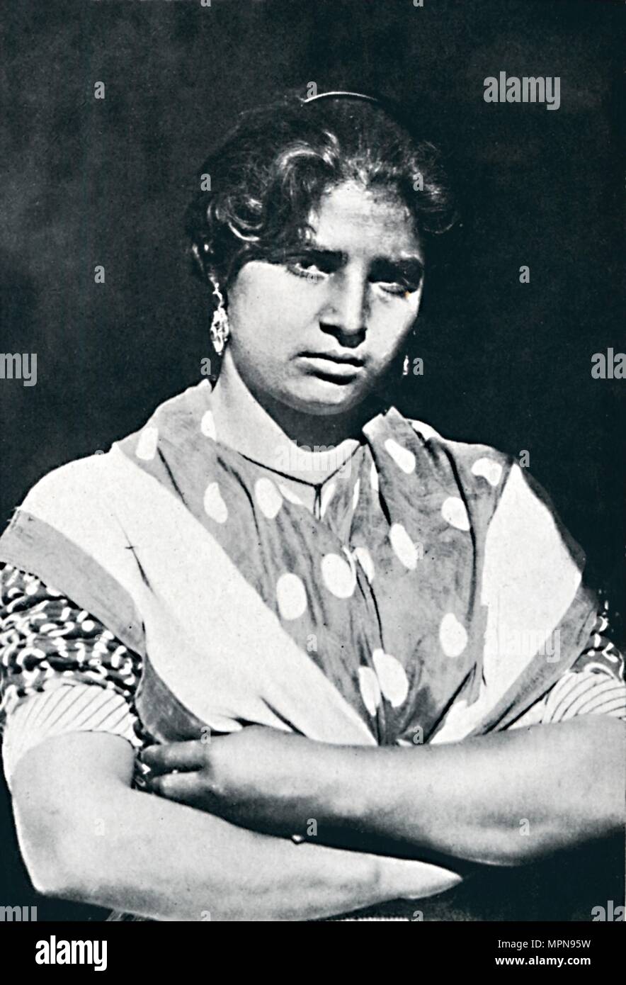 Woman 1912 hi-res stock photography and images - Alamy