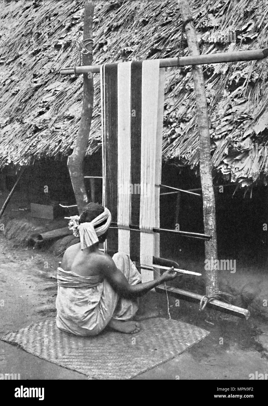 Weaver workers hi-res stock photography and images - Alamy