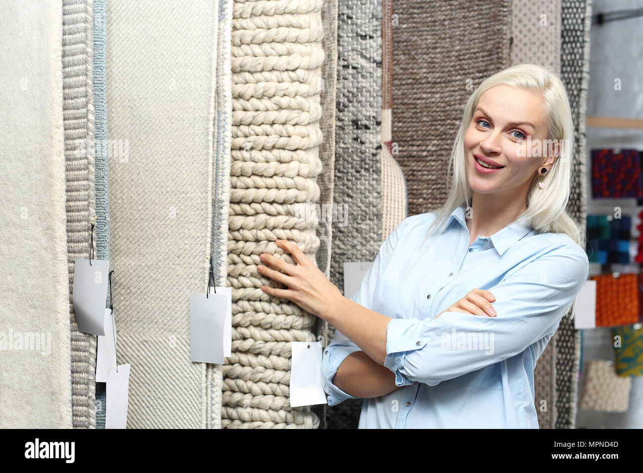 Shop with carpets hi-res stock photography and images - Alamy