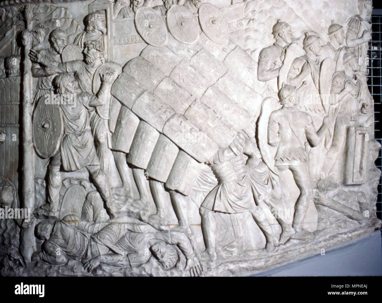 Roman testudo hi-res stock photography and images - Alamy