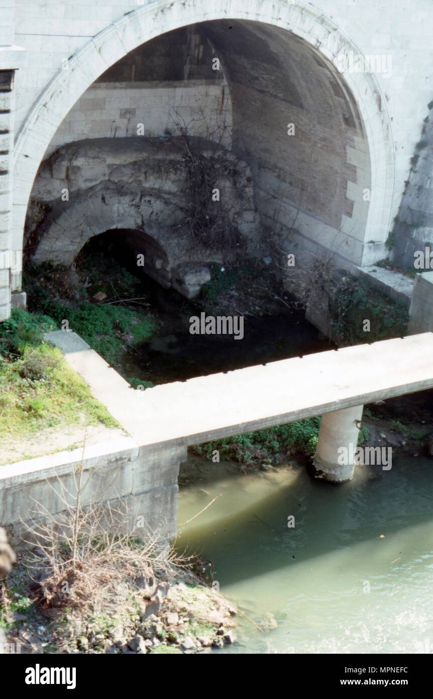 Cloaca maxima hi-res stock photography and images - Alamy